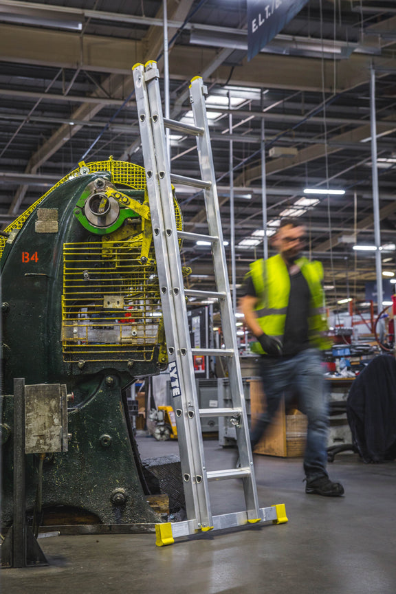 Lyte NGLT225 | 2 x 7 Double Section Trade Extension Ladder – Ladderstore UK