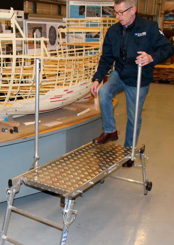 Safety Deck Hop-Up Folding Work Platform With Handrails – Ladderstore UK